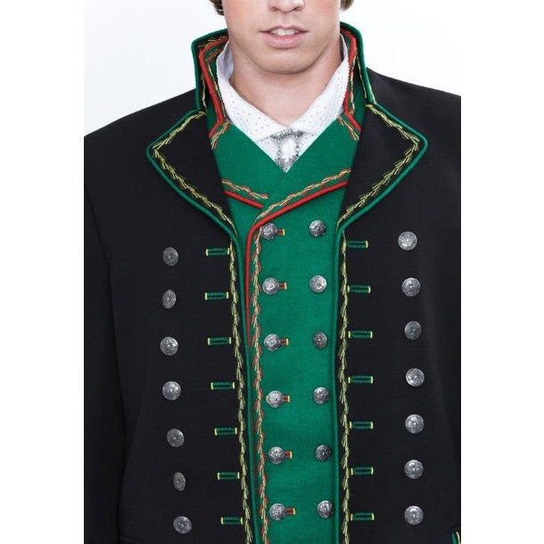 Kvam herrebunad – A Larsen Husflid AS